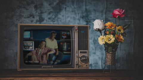 Old TV Intro | Retro Television L 모션 그래픽 템플릿 28945604 | MotionElements